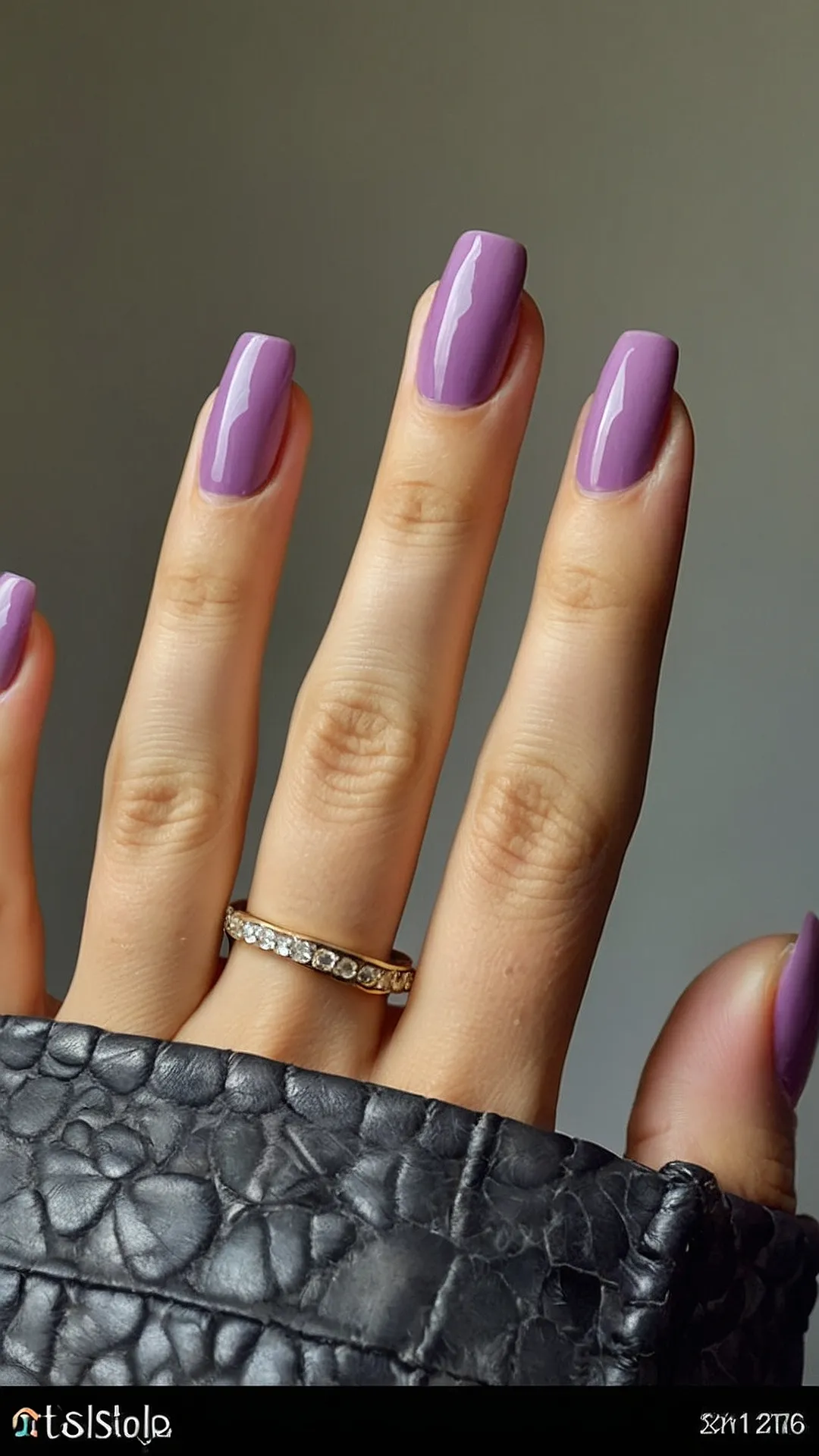 Get Creative with 17 Unique Violet Nail Ideas