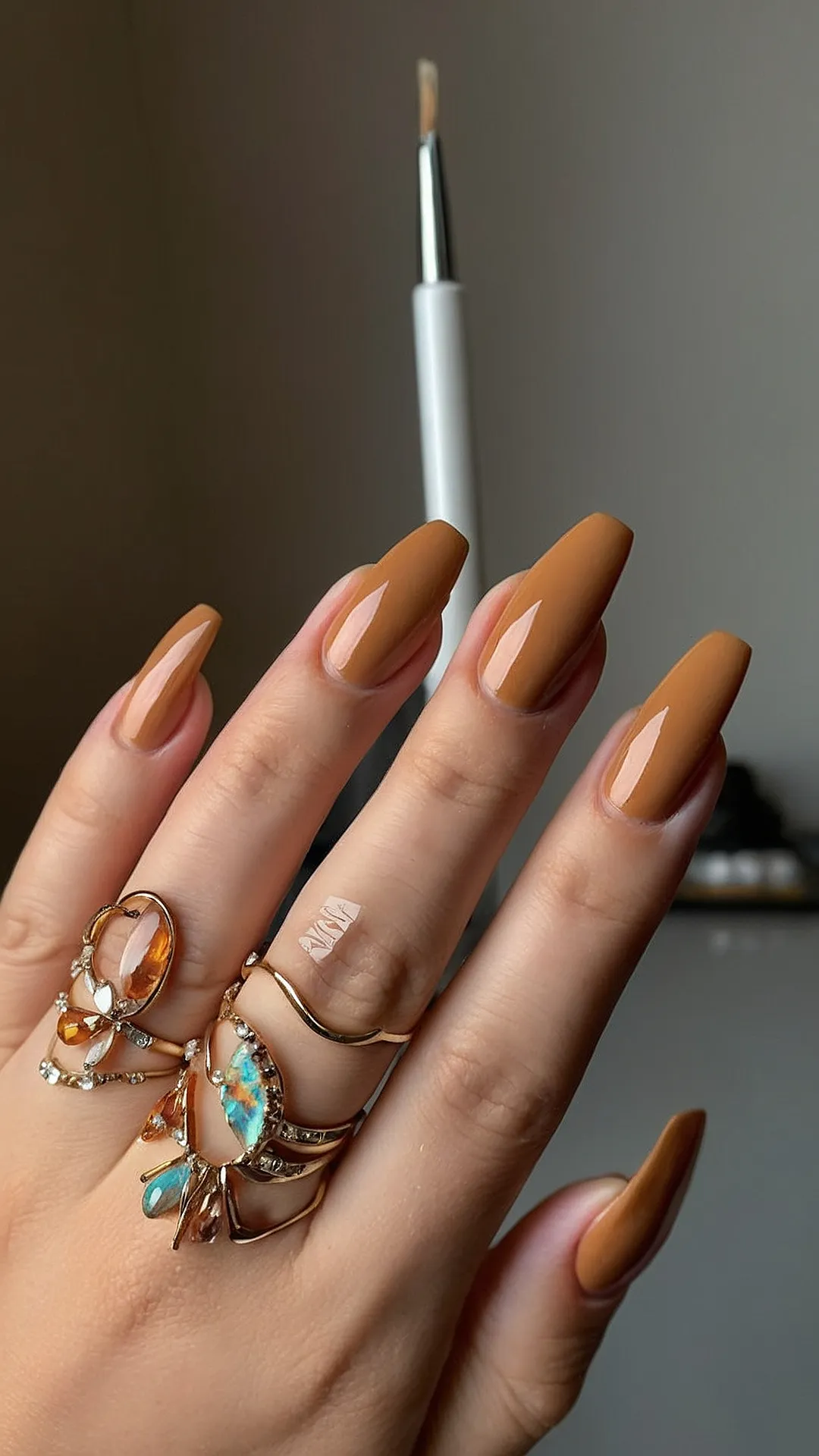 Autumn Vibes: 15 Fabulous Fall Nail Colors for 2024