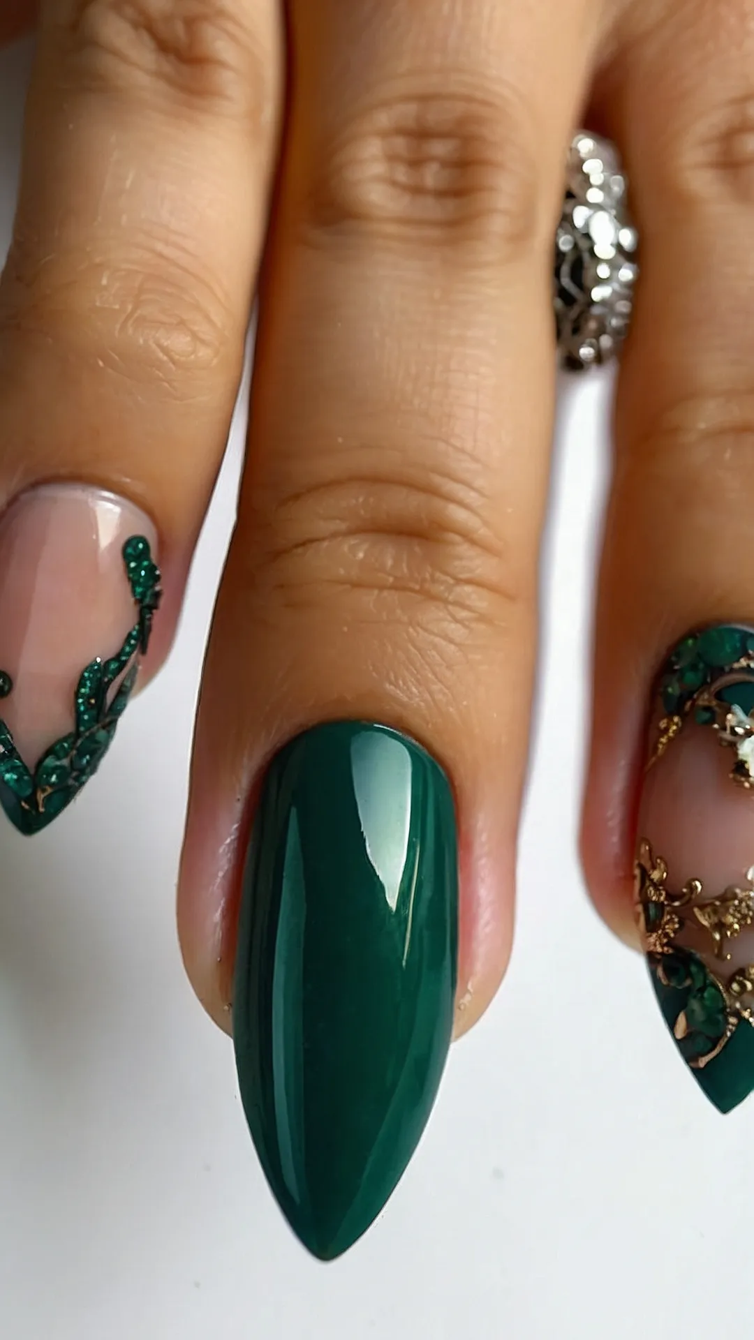 Get Noticed with 17 Stunning Dark Emerald Green Nail Designs ...