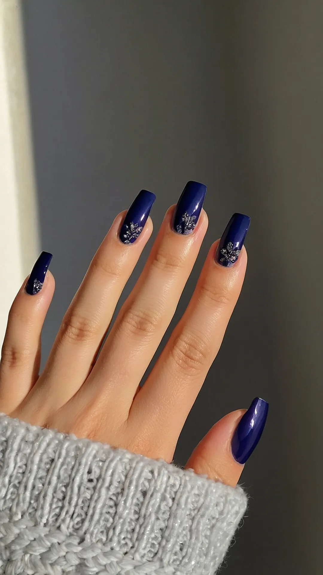 Unleash Your Inner Artist with 15 DIY Winter Nail Designs at Home ...