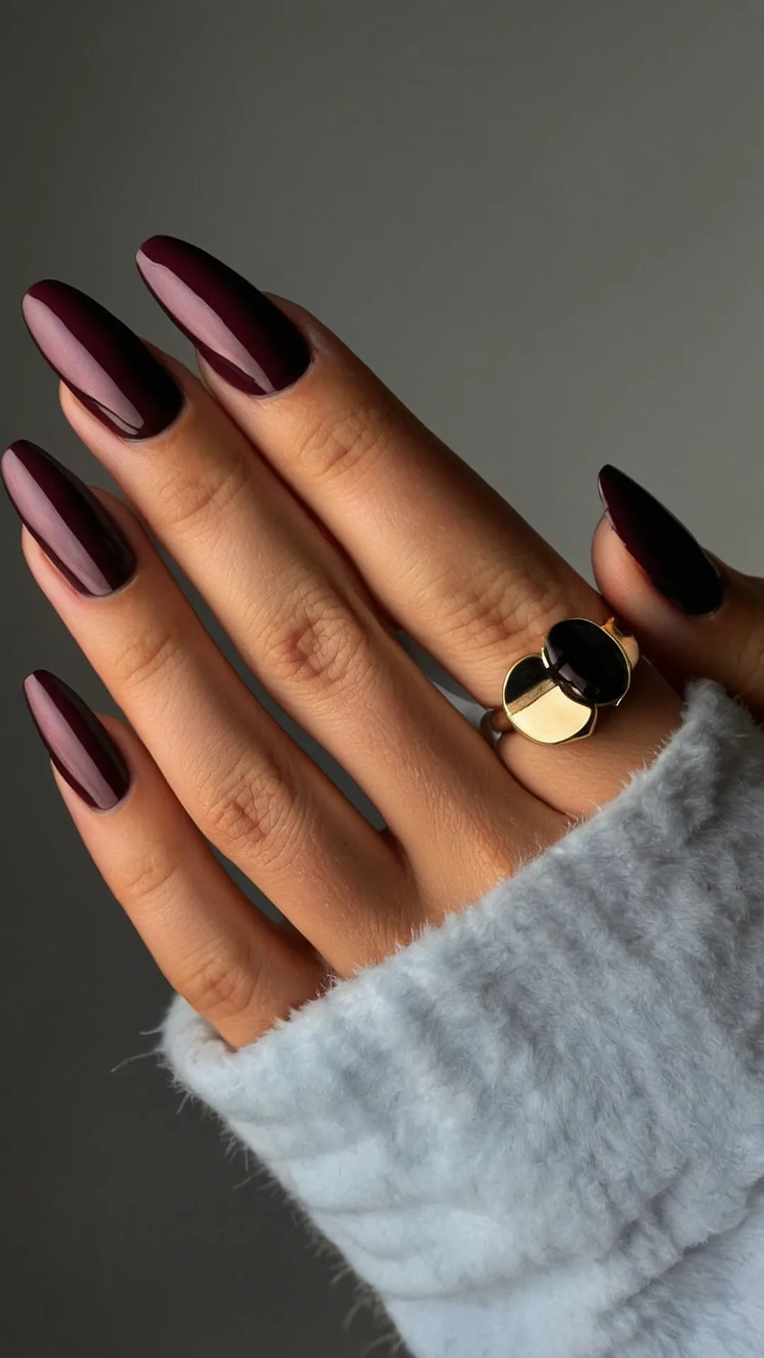 15 Spooktacular Dark Fall Nail Ideas for 2024 - Fads
